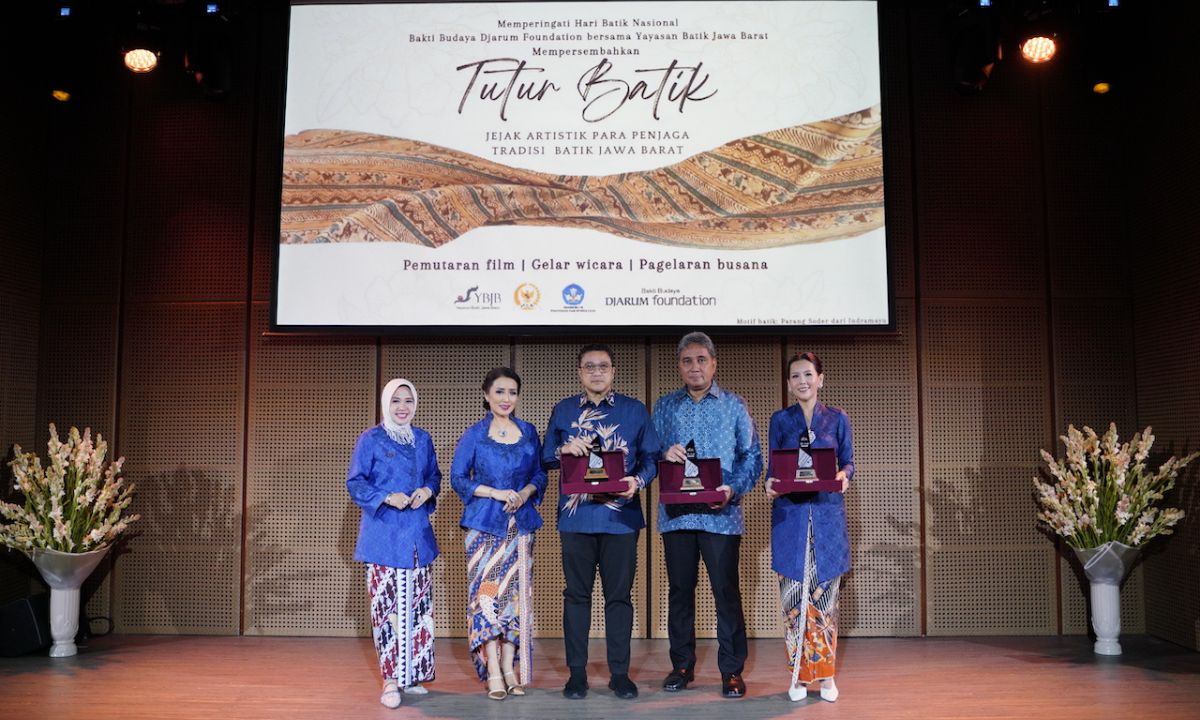 Mengenal Batik Sunda lewat 'Tutur Batik: Jejak Artistik Para Penjaga ...